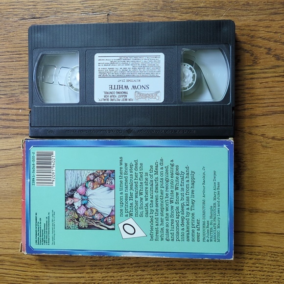 Disney | Other | Set Of 2 Vintage Disney Princesses Vhs Tapes Movies ...